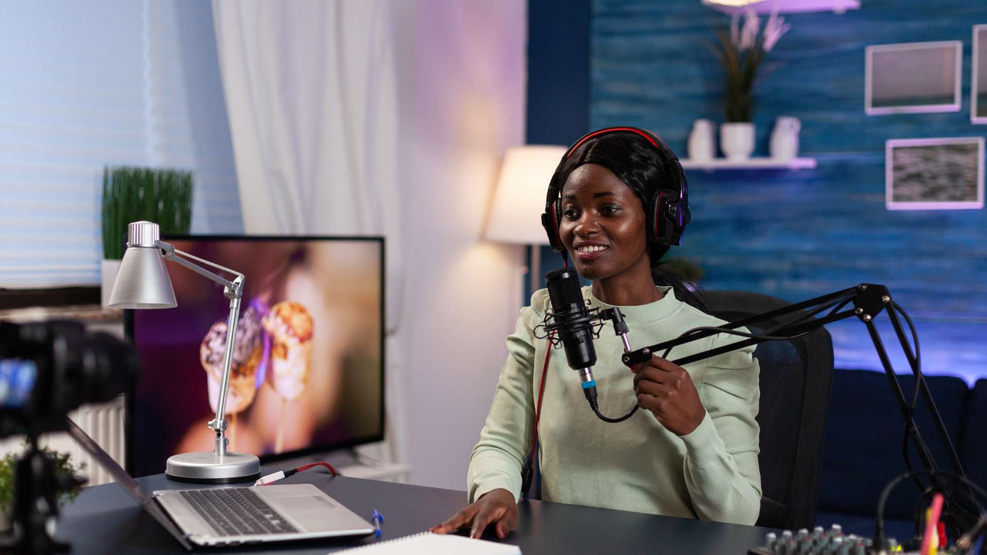 How To Start a Podcast For Free And Make Money | Beem