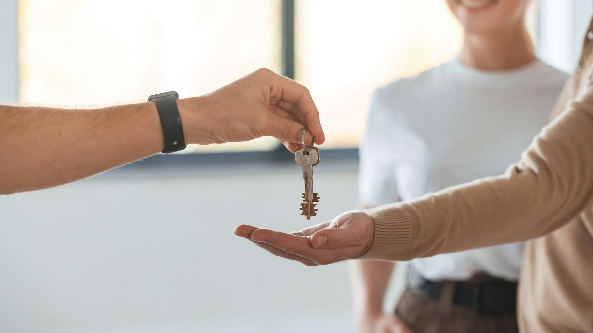 How to Compare Mortgage Offers When Deciding to Buy (2026) | Beem