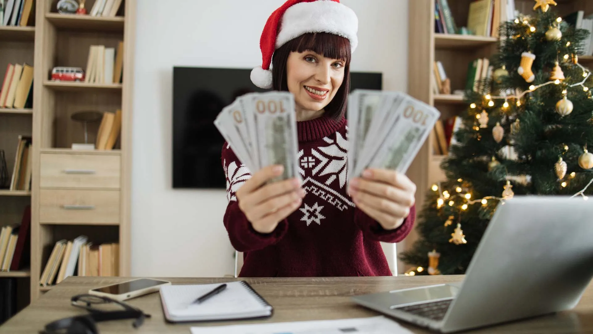 How Instant Cash Can Be a Safety Net, Not a Holiday Spending Trap (2026 ...